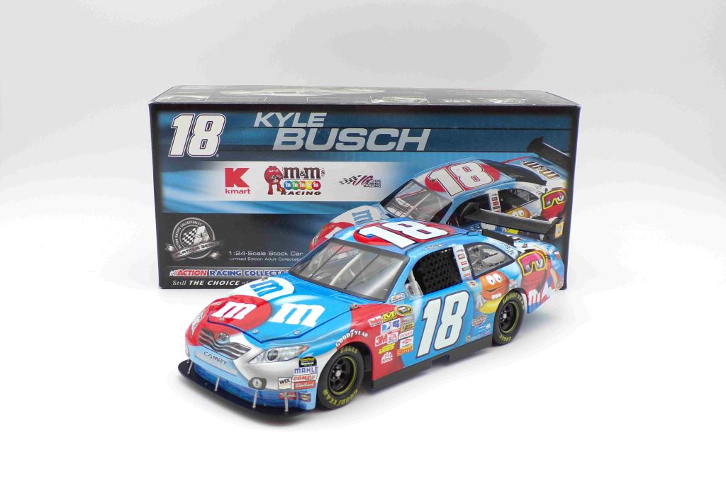 Kyle Busch 2009 Kmart / M&M's 1:24 Nascar Diecast