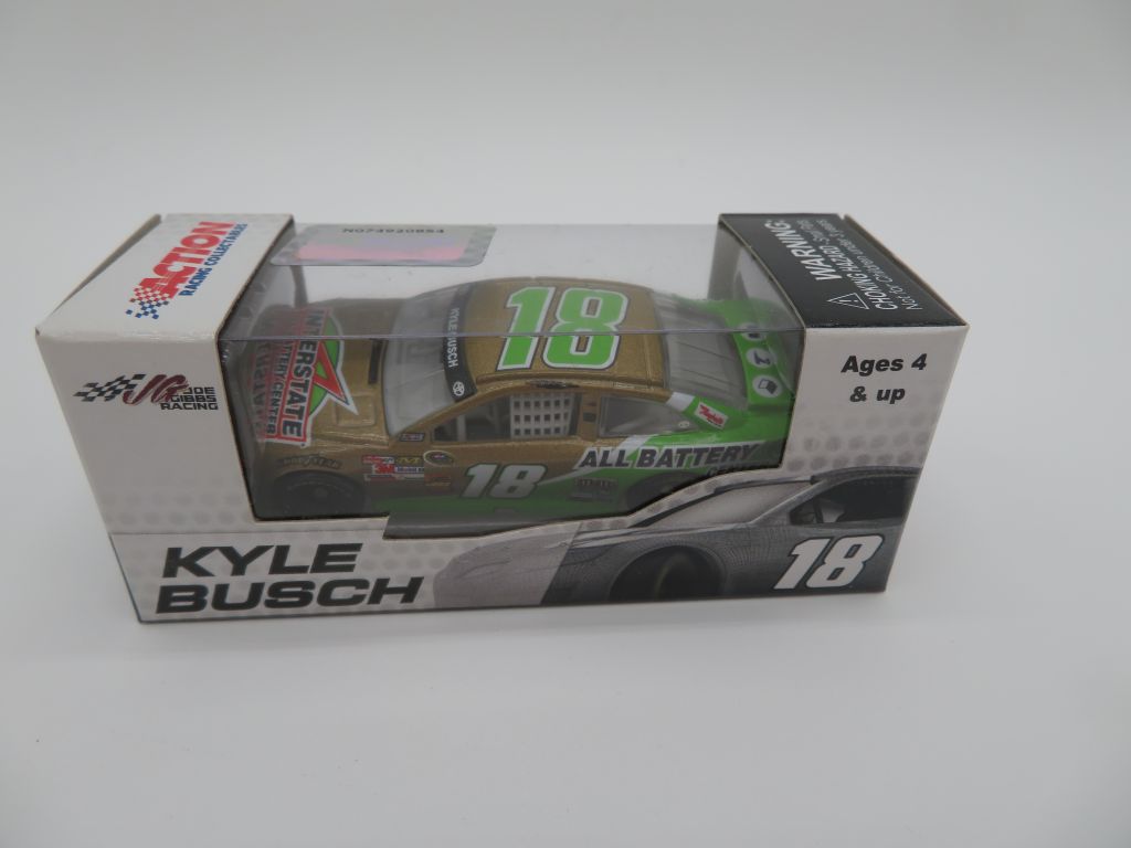 Kyle Busch 2013 Interstate All Battery Center 1:64 Nascar Diecast