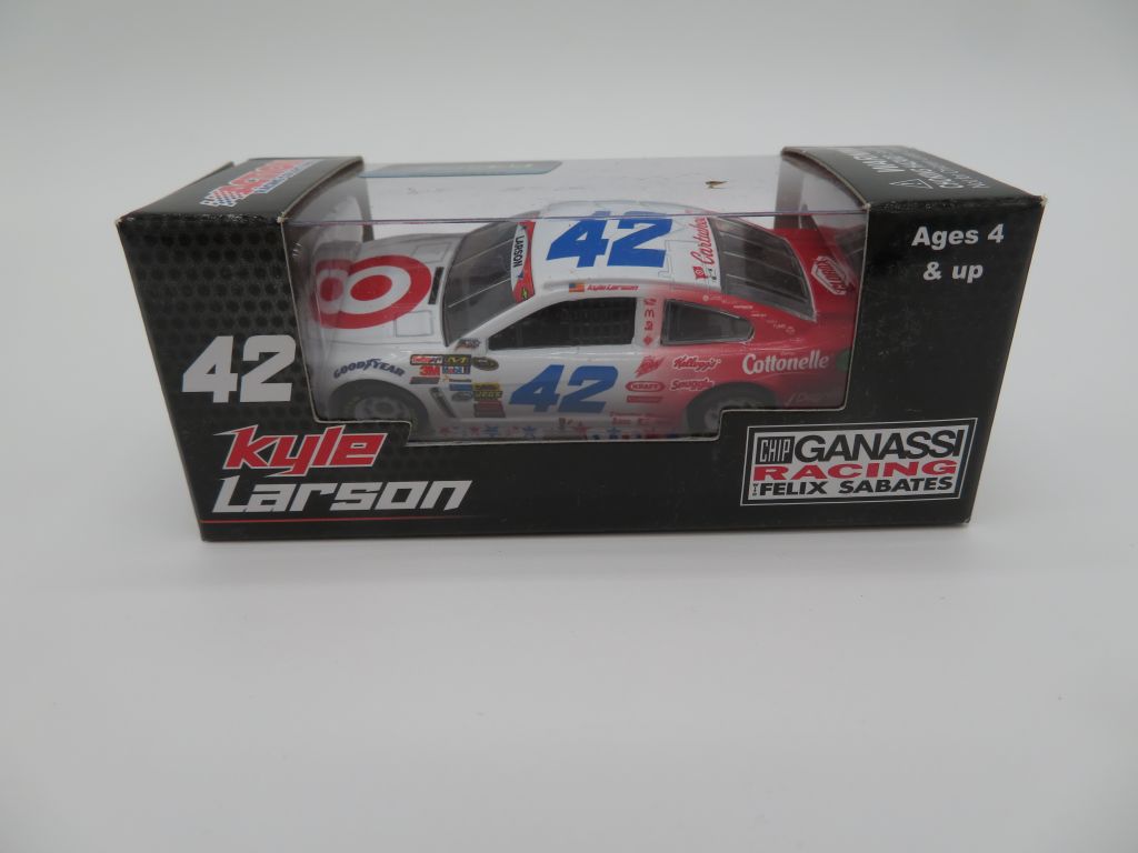 Kyle Larson 2014 Target NASCAR Salutes 1:64 Nascar Diecast