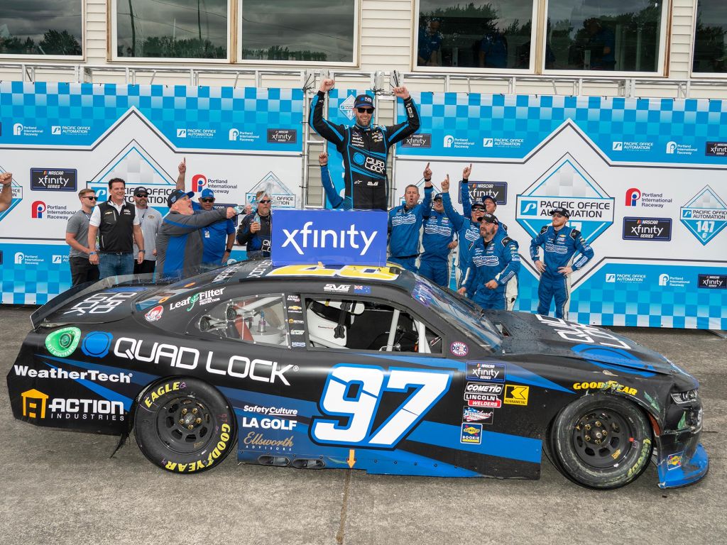 Shane van Gisbergen 2024 Quad Lock Portland 6/1 Race Win Race Win 1:64 ...