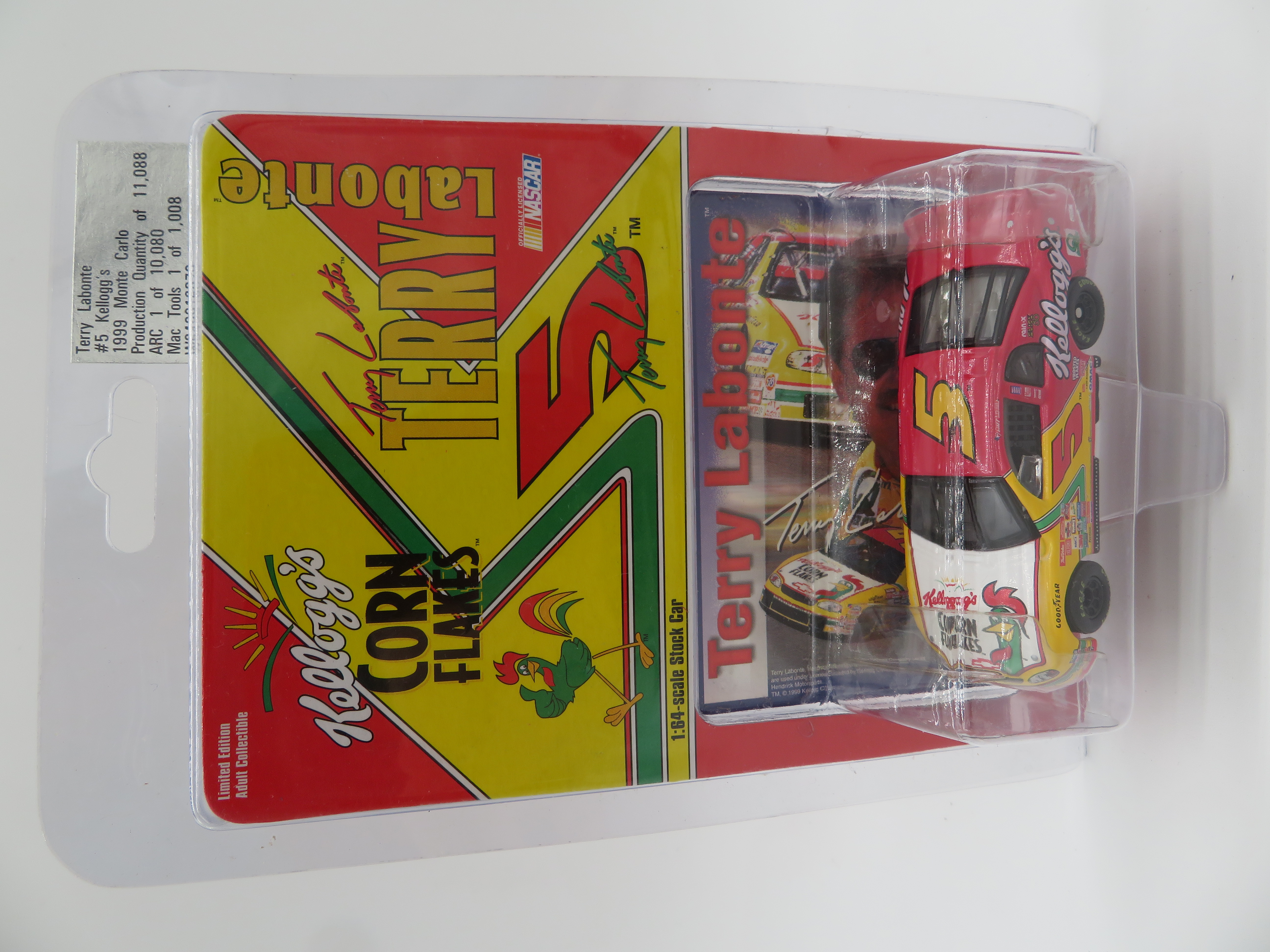 Terry Labonte 1999 #5 Kellogg's 1:64 Nascar Diecast