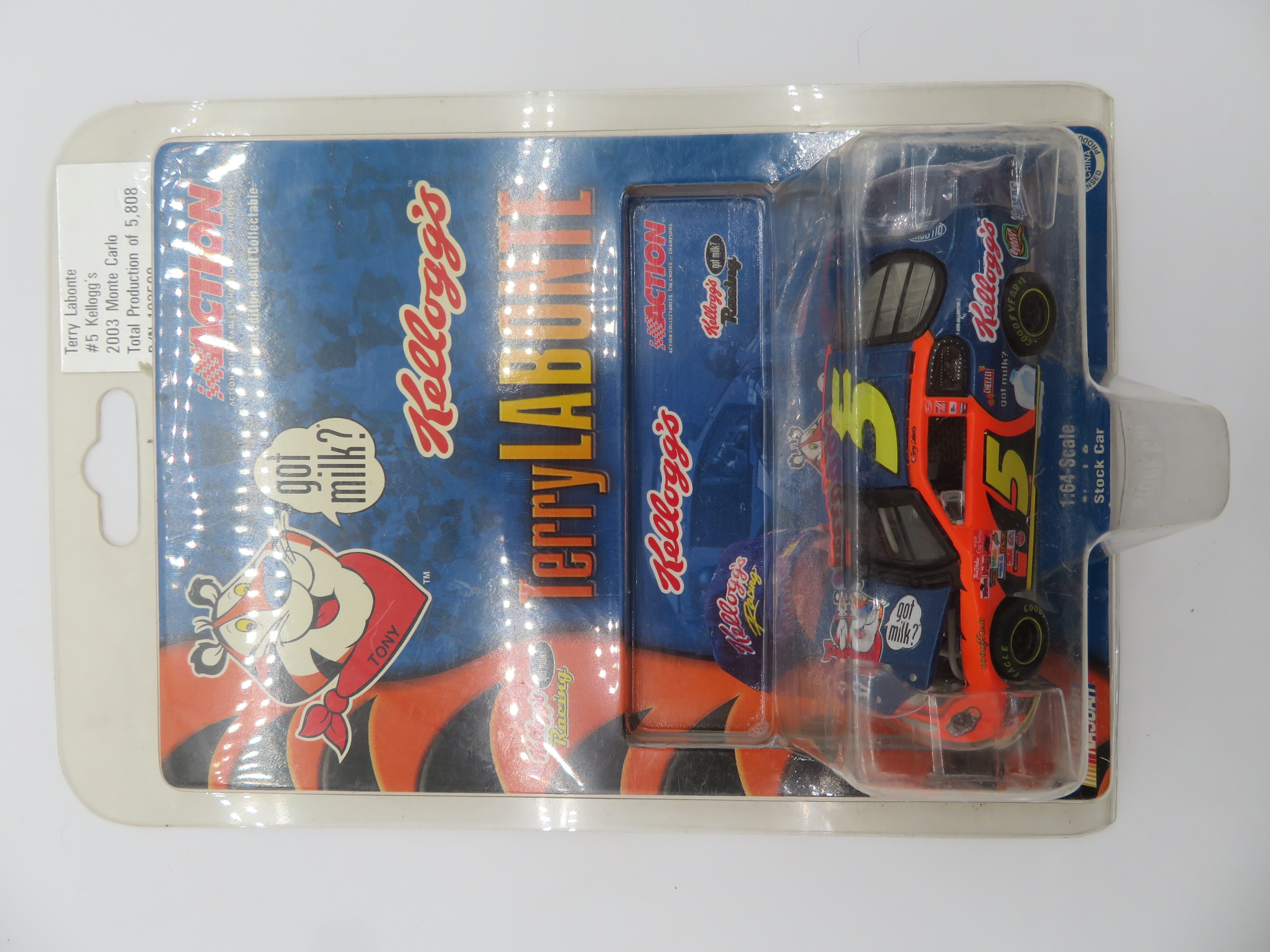 Terry Labonte 2003 Kellogg's 1:64 Nascar Diecast