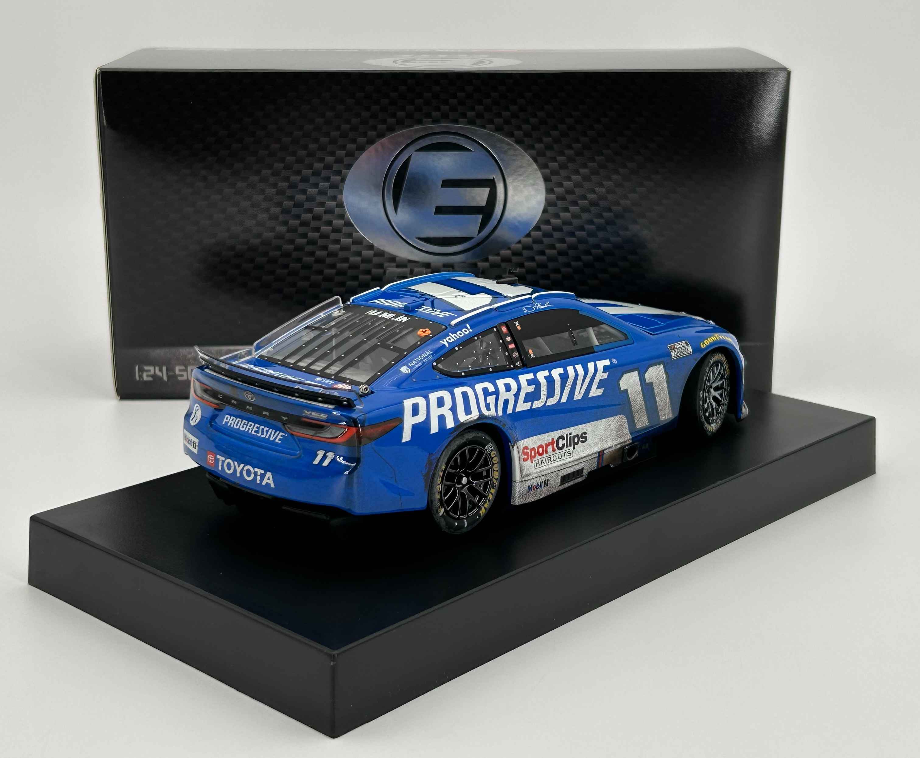 Denny Hamlin 2025 Progressive Martinsville 3/30/25 Race Win 1:24 Elite ...