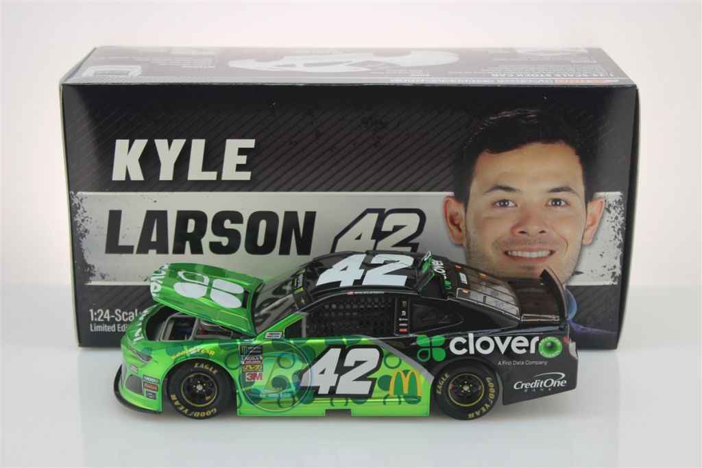 Kyle Larson 2019 Clover 1:24 Liquid Color Nascar Diecast