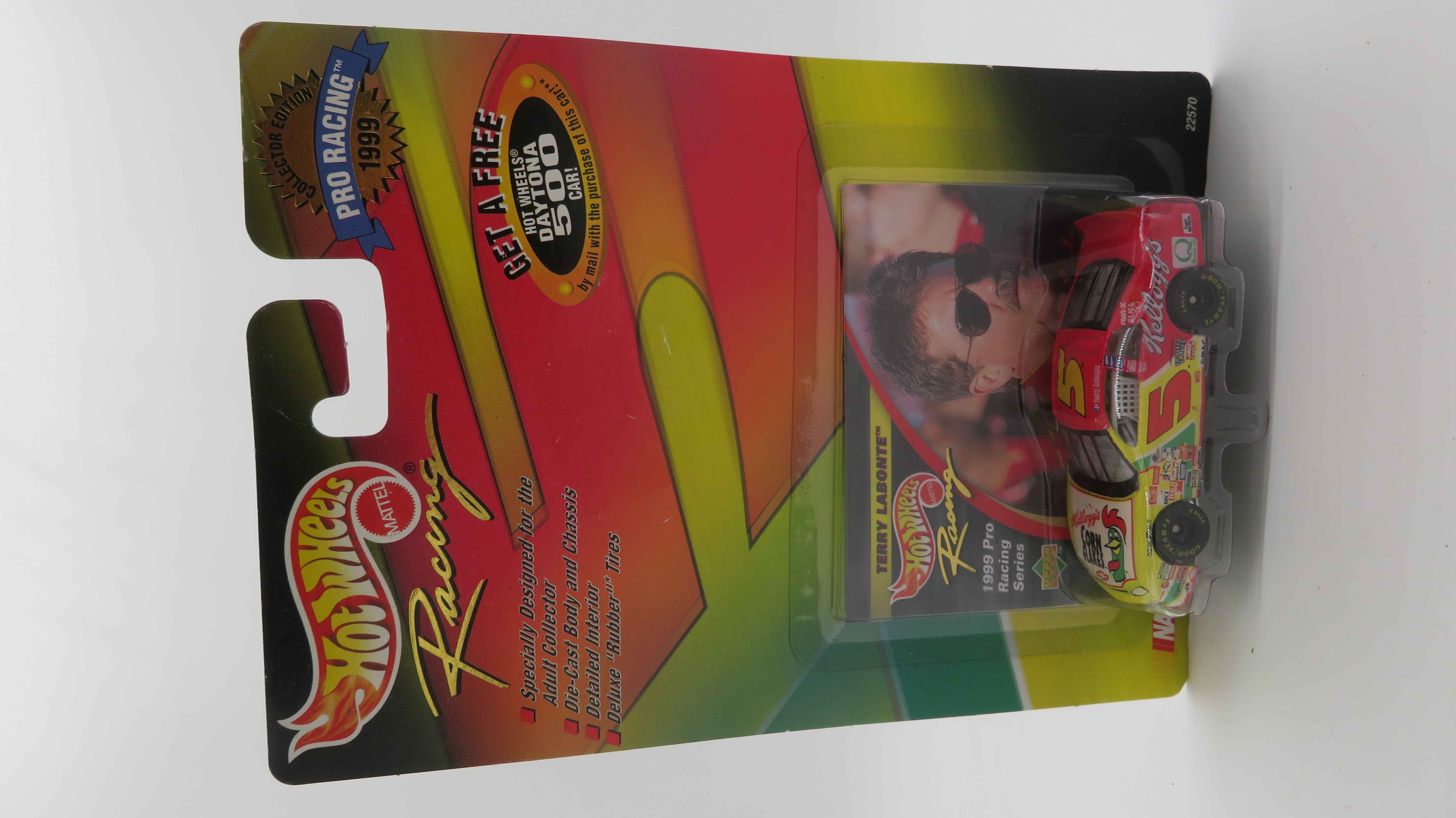 Terry Labonte 1999 #5 Kelloggs Corn Flakes 1:64 HotWheels