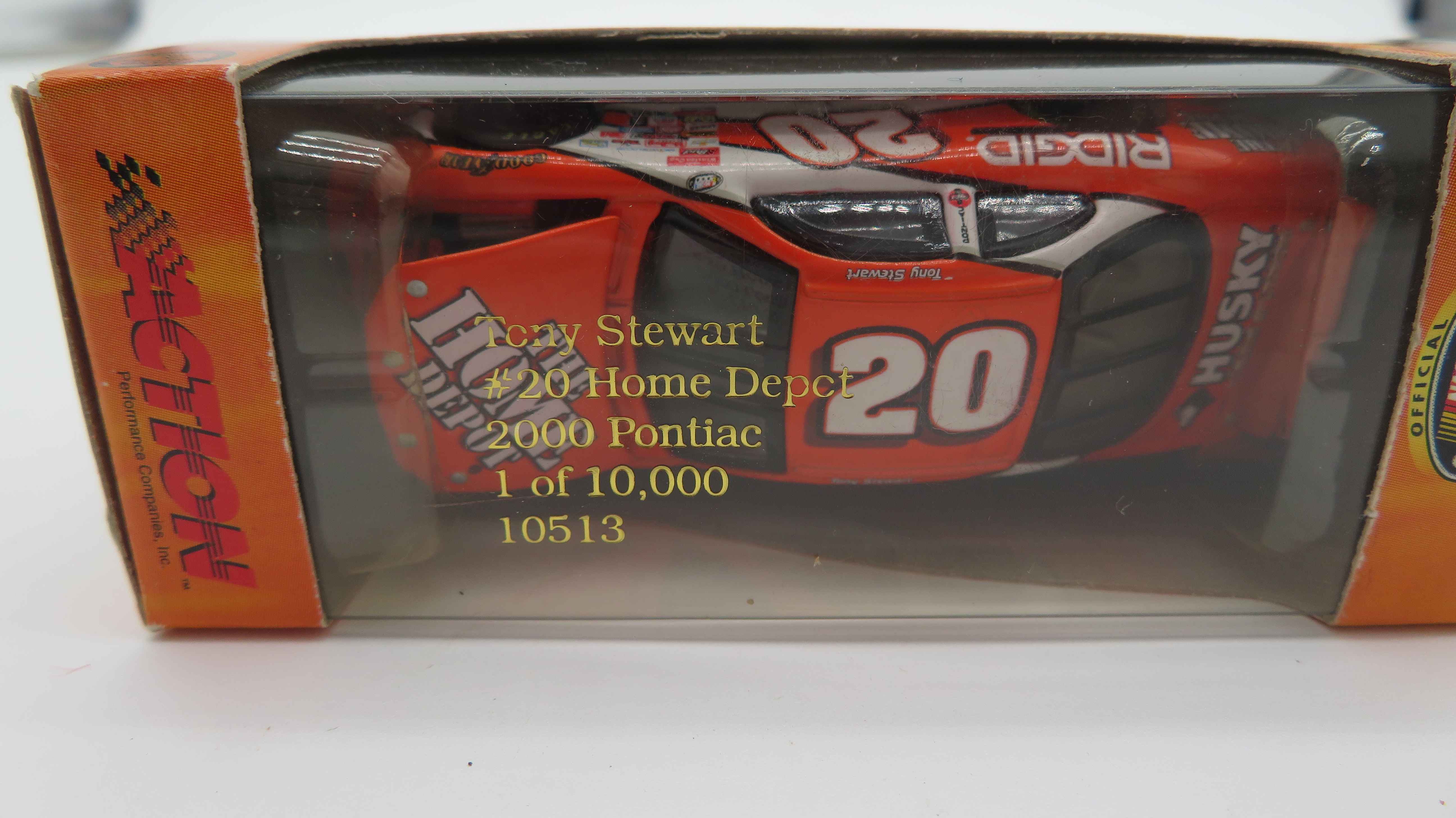 Tony Stewart 2000 #20 Home Depot 1:64 Nascar Diecast